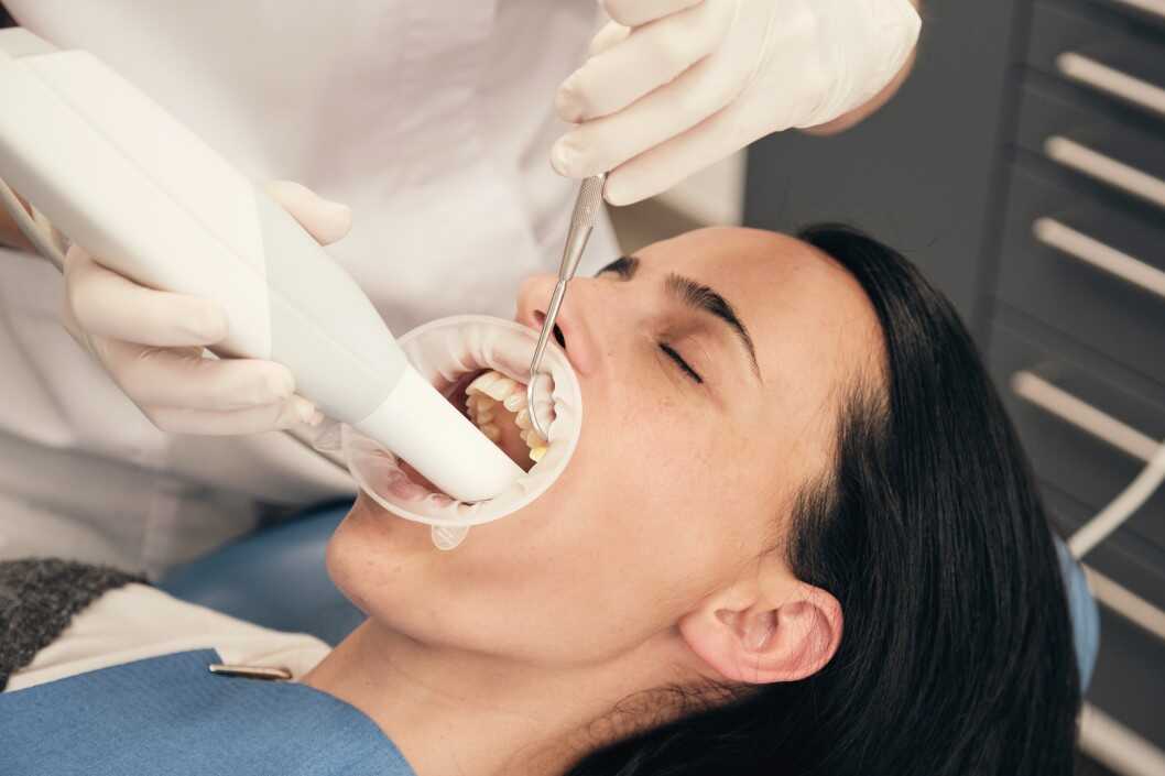 Wisdom Tooth Extraction Costs: What’s Included in the Package